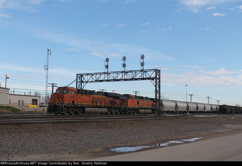 BNSF 5499 & 7956 (2)
